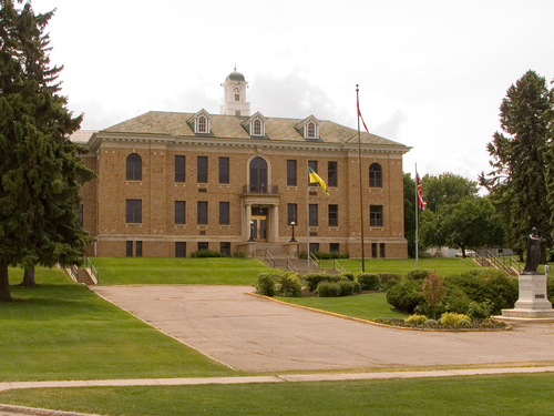 Prince Albert Map and Prince Albert Satellite Image