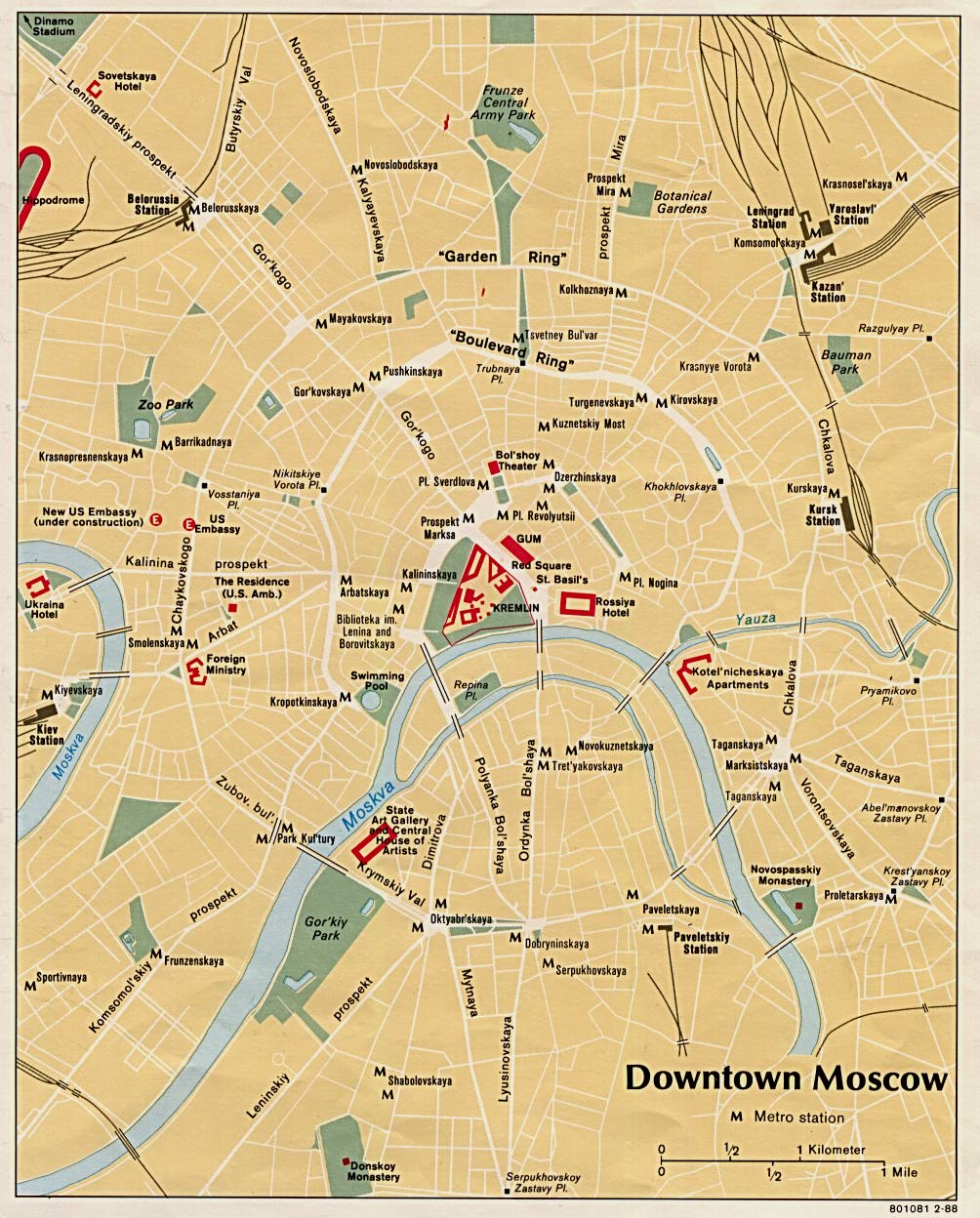Moscow Map and Moscow Satellite Image